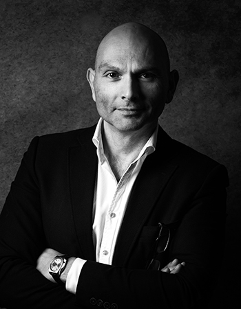 Robin Knight - Vulpine Nature - The Dewdrop