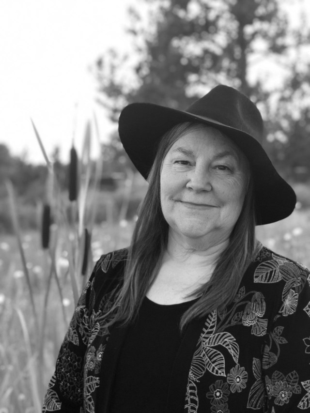 Pablo Neruda - The Sea - The Dewdrop